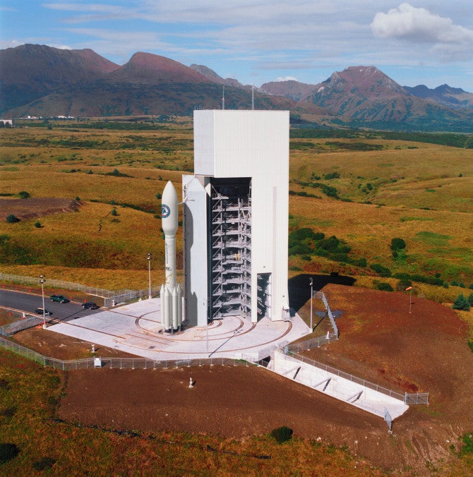Lockheed Martin Wins Kodiak Launch Complex Bid With Athena Rocket - Via ...