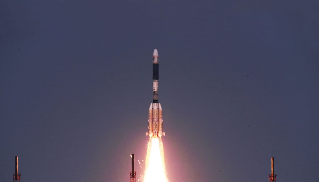 ISRO’s Ninth GSLV Rocket Launches GSAT 6 Communications Satellite - Via ...