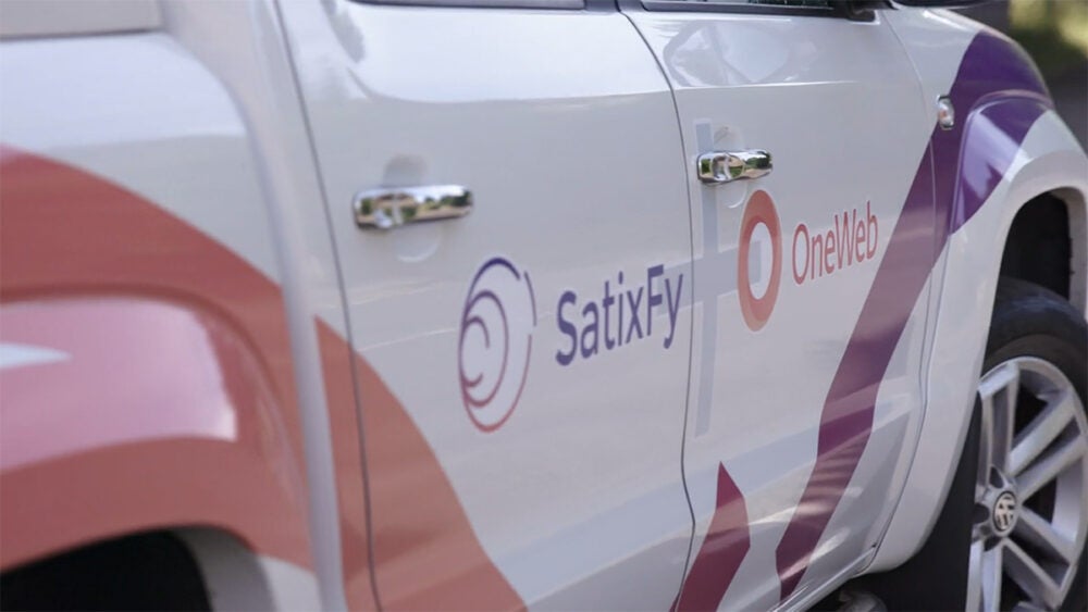 SatixFy Achieves First 5G LEO Satellite Backhaul Link with OneWeb ...