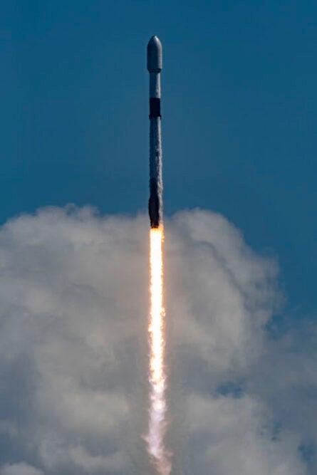 SpaceX Launch Takes OneWeb Constellation to 582 Satellites - Via Satellite