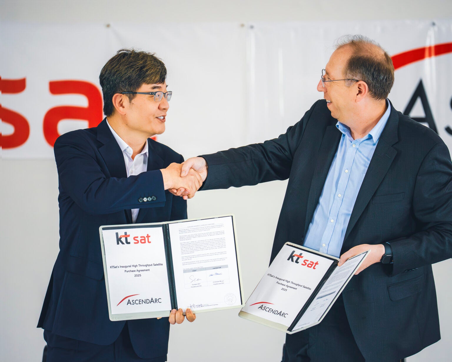 AscendArc Lands First GEO Order from KT SAT in a Bid to Lower the Barrier to Access GEO - Via ...