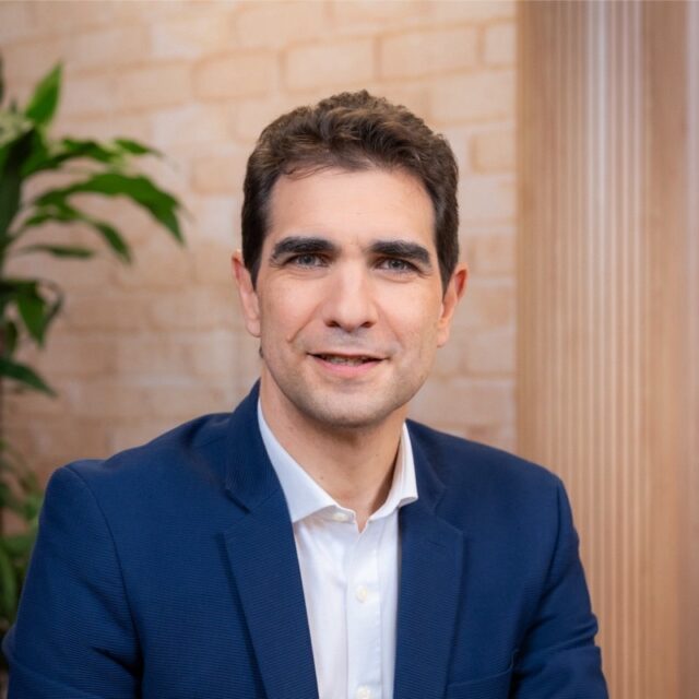 Orange Wholesale CEO Talks Commercial Launch for New D2D Service With ...